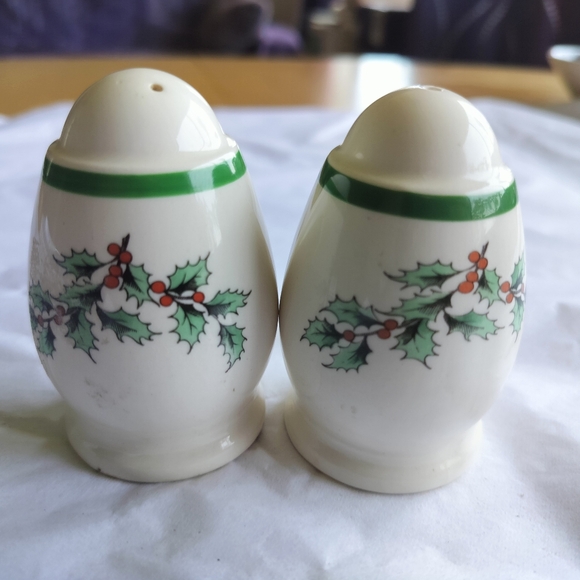 Spode | Art | Spode Christmas Tree Salt Pepper Shakers Set S3324n ...